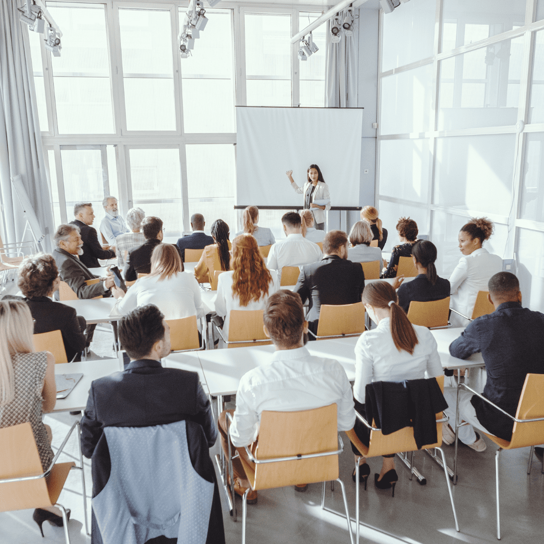 So finden Sie den perfekten Seminarraum: Tipps und Tricks